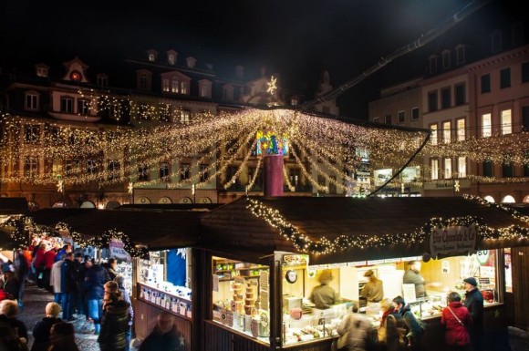 Magical lights at Mainz Christmas Market! - Travel, Events & Culture ...